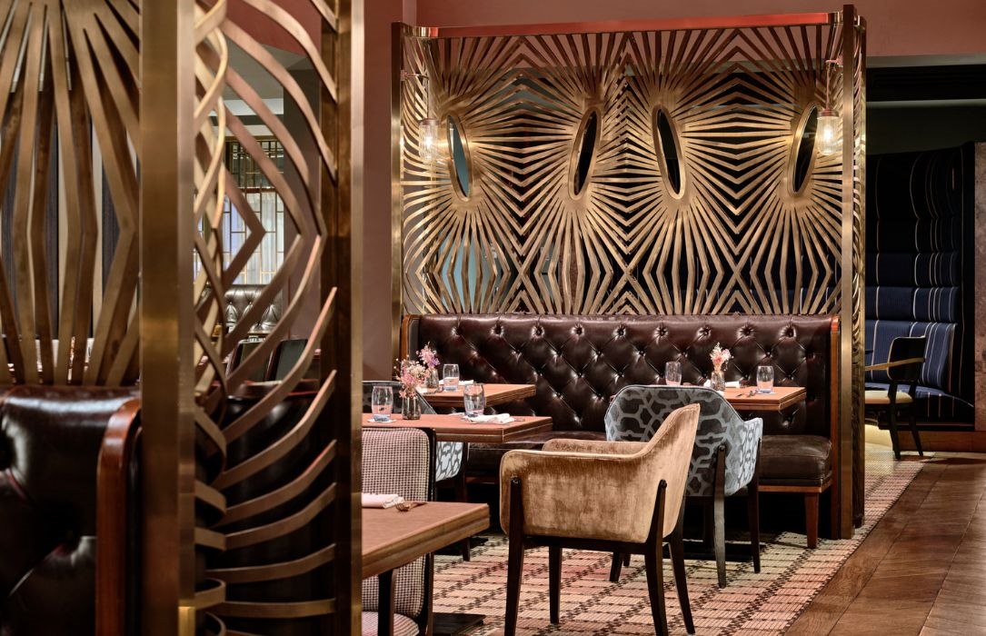 LUCE | International buffet spread with Italian specialties | Home